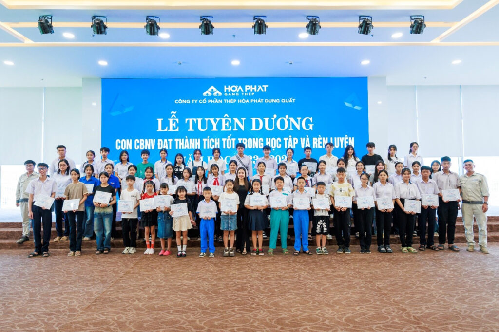 Thép Hòa Phát Dung Quất khen thưởng con CBNV đạt thành tích tốt trong ...